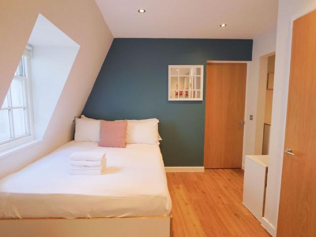 Studio Apartment – Professional Let, Student Let