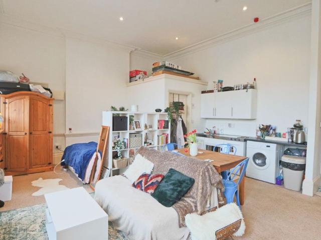 Studio Apartment – Student Let