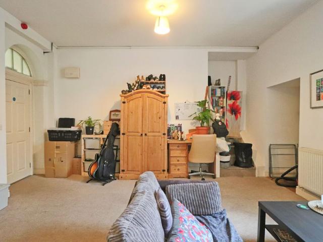 Studio Apartment – Student Let