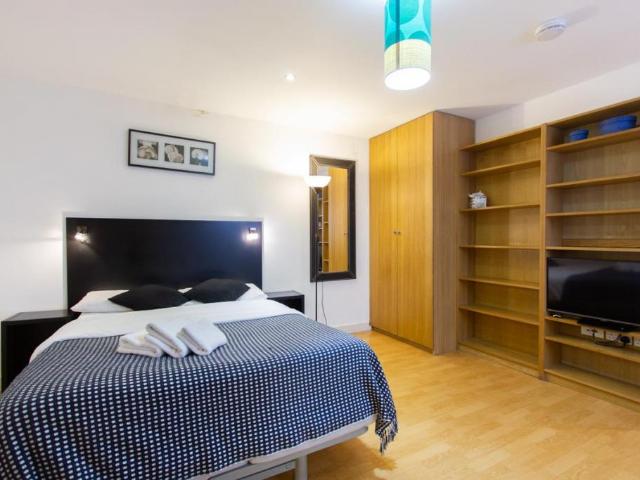 Studio Apartment to Let