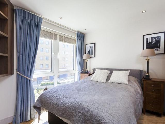 Studio apartment to let in Chelsea Creek, SW6