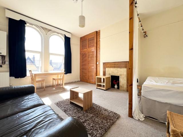 studio apartment to rent
