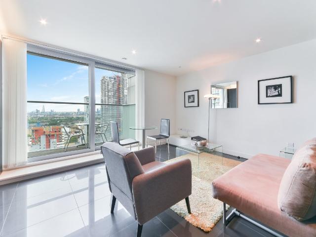 studio apartment to rent in pan peninsula canary wharf london e14