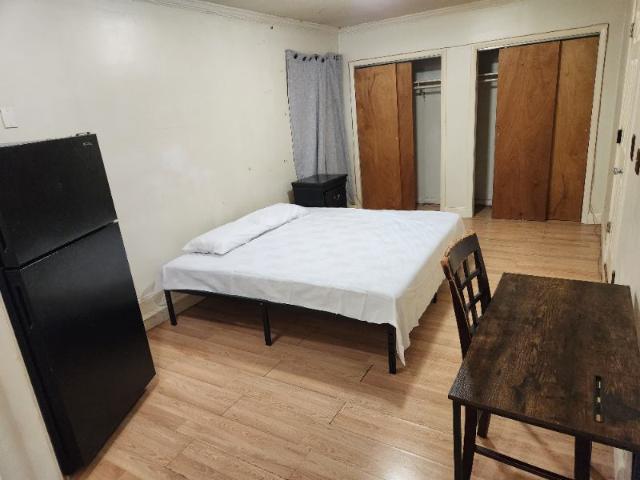 Studio Apartment with Private Entry and Private B