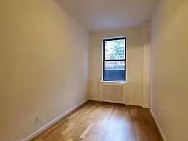 Studio at 49 West 11th Street for $2,815 by Hossein Abadi