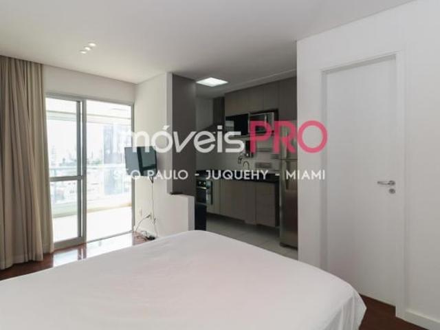 Studio Av aratãs à venda