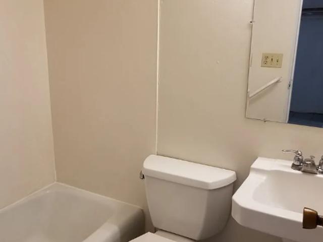 Studio Available Now! ~Blocks from the Capitol Square~ 1 Bedroom Apartment for Rent at 126 S Franklin St, Madison, WI 53703 Downtown Madison