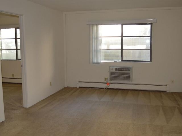 Studio Available Now! ~Blocks from the Capitol Square~ Studio Apartment for Rent at 126 S Franklin St, Madison, WI 53703 Downtown Madison