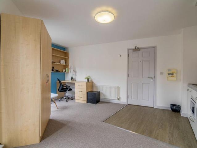 Studio Available for 26/27