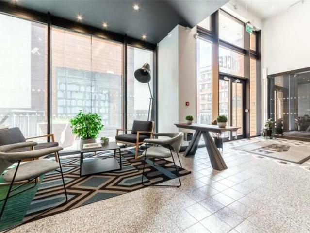 Studio Available Uncle Stockwell SW8