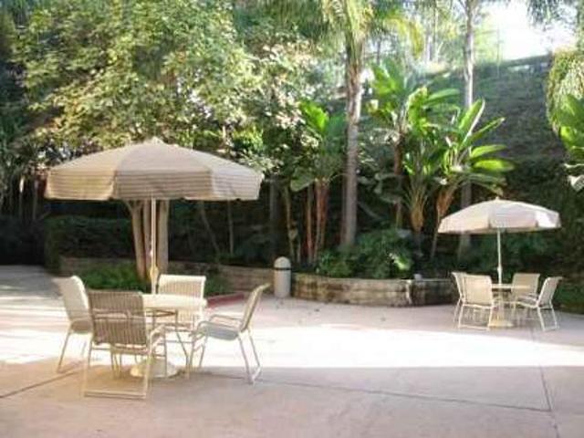 Studio Bayridge Apts