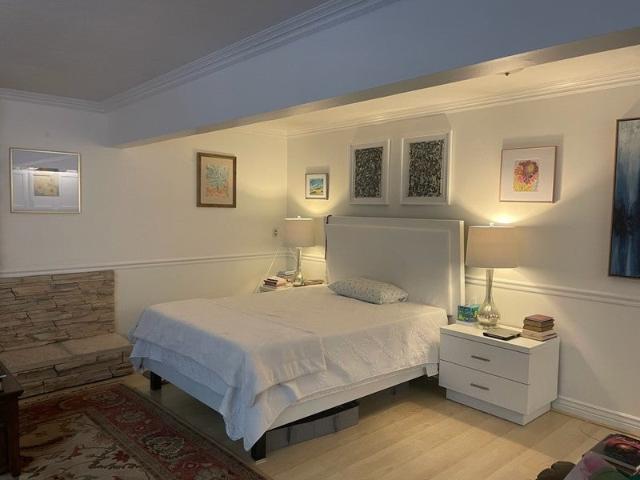 STUDIO BASEMENT APARTMENT