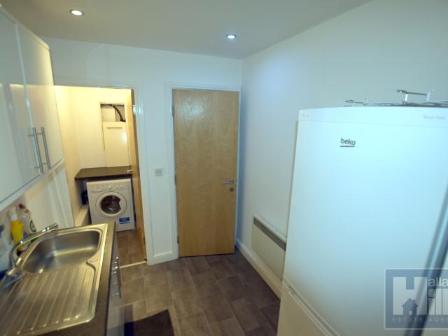 Studio Bed Studio Furnace Hill Sheffield S3 7AH Hallam Hills Ltd
