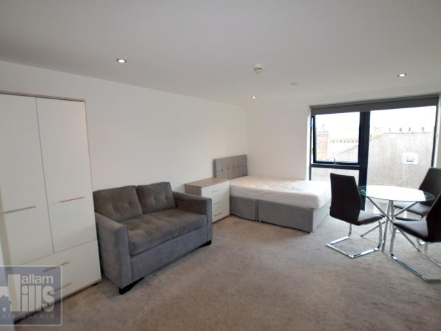 Studio Bed Studio Lightbox Sheffield S1 4WH Hallam Hills Ltd