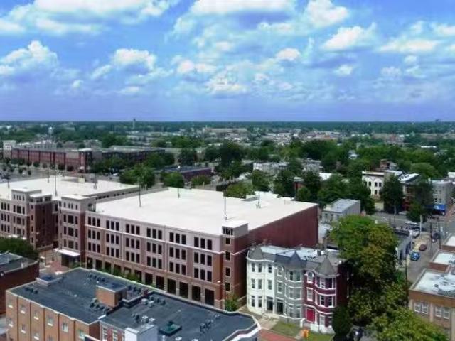 Studio Berkshire Apartments