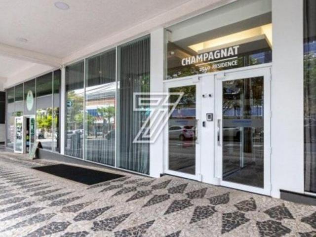STUDIO BIGORRILHO COM SACADA E CHURRASQUEIRA ANDAR ALTO