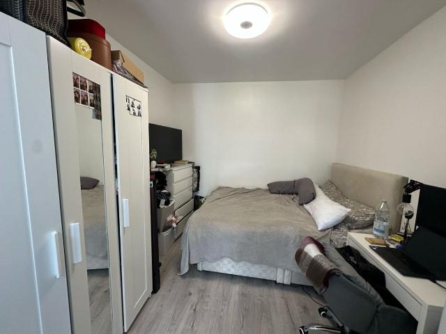 Studio Gainsborough Gardens, Edgware HA8, Studio to rent, £1,250 pcm | PrimeLocation