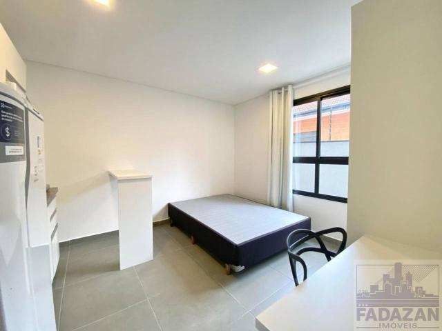 Studio de 19 m² na Lysimaco Ferreira da Costa Bom Retiro Curitiba PR, aluguel por R$ 1.500/mês