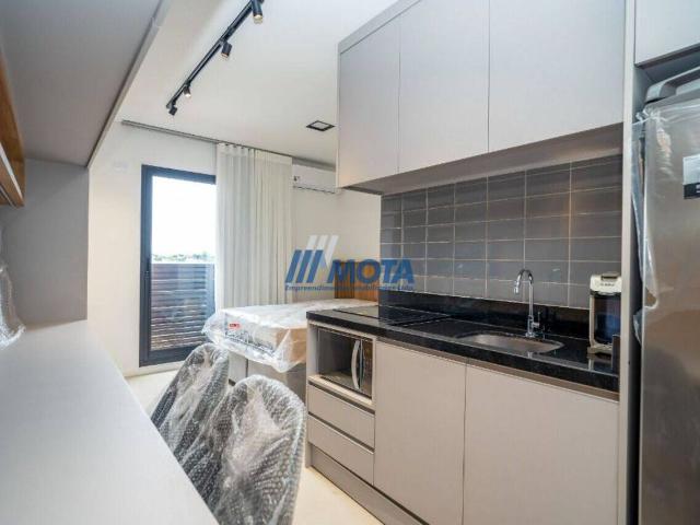 Studio de 22 m² na Treze de Maio Centro Curitiba PR, aluguel por R$ 1.950/mês