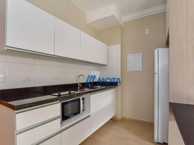 Studio de 27 m² na Conselheiro Araújo Centro Curitiba PR, aluguel por R$ 1.850/mês