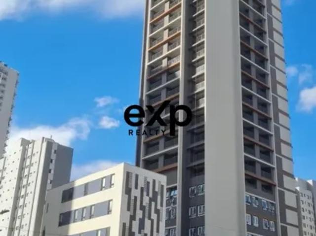 Studio de 30m2, com vista linda e sol da manhã no Brooklin