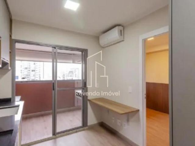 Studio de 30m² à venda na Vila Nova Conceição, São Paulo SP: Ar condicionado, sacada, persianas e mó