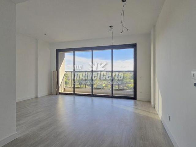 Studio de 33 m² com sacada e vista para o Jardim B