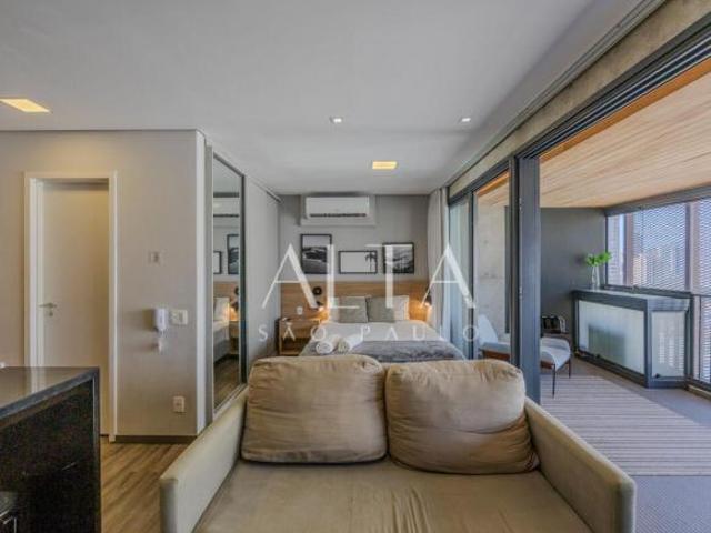 Studio de 44m² completamente MOBILIADO à venda com 1 vaga no Itaim Bibi