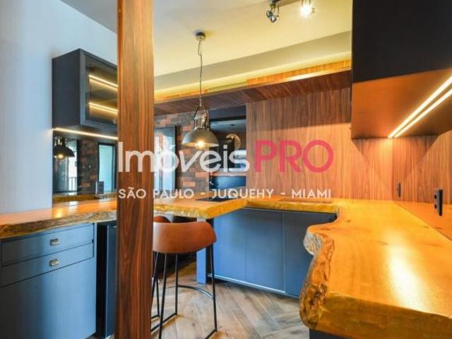 Studio de Alto Padrão em Moema: Decorado por Arquiteta, Pronto para Morar com Lazer Completo no Kron