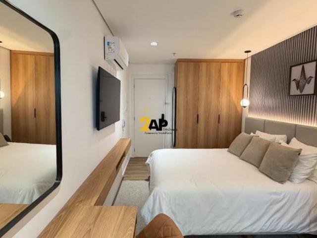 Studio de Luxo à Venda em Condomínio Exclusivo na Bela Vista, São Paulo SP: 1 Quarto, 1 Banheiro, 25