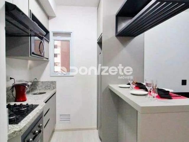 Studio decorado, pronto para morar no Bairro Jardim em Santo André