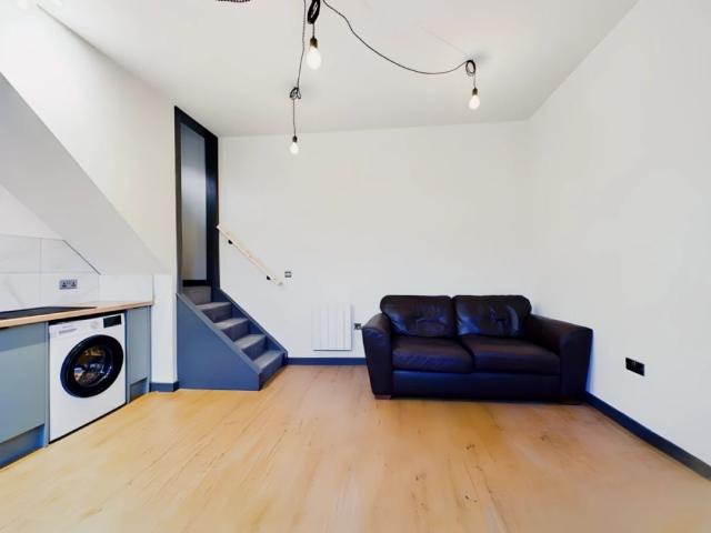 Studio Duplex