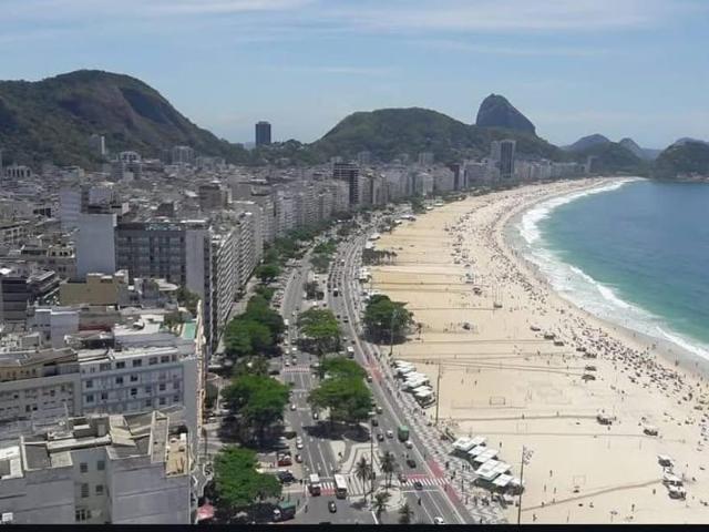 Studio em Copacabana Semi mobiliado