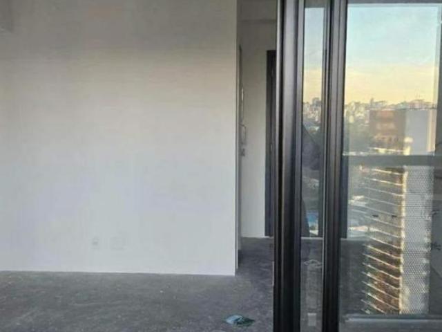 Studio em Indianópolis com 29m²
