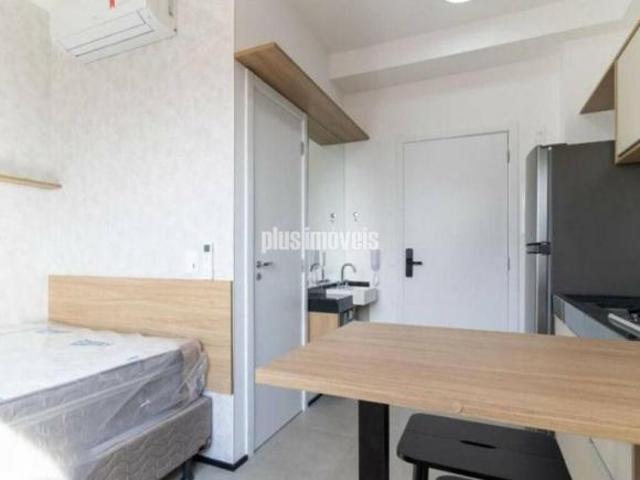 Studio em Liberdade com 17m²