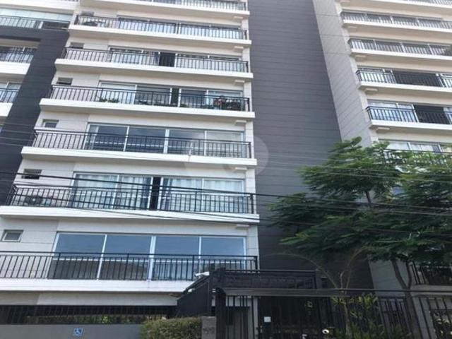 Studio em Santana mobiliado andar alto