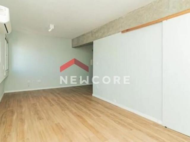 Studio em Rua Duque de Caxias Centro Histórico Porto Alegre/RS