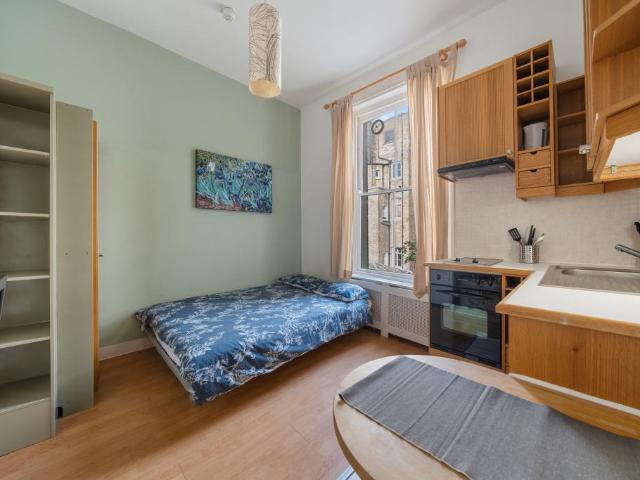 Studio for rent