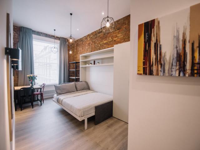studio for rent at 25 Linden Gardens, London W2 4HH