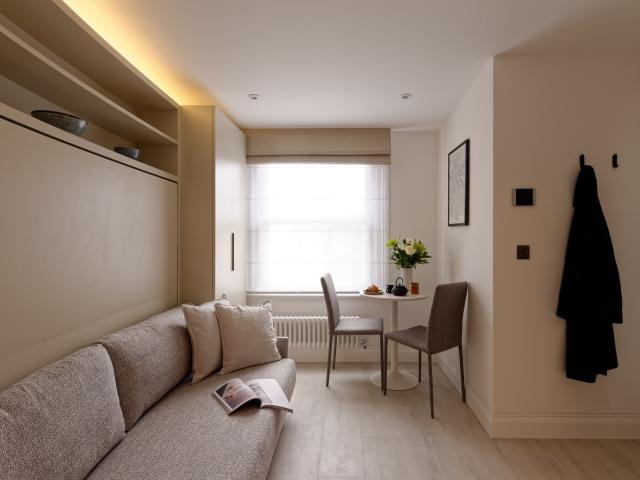 studio for rent at 71 Linden Gardens, LONDON W2 4HJ