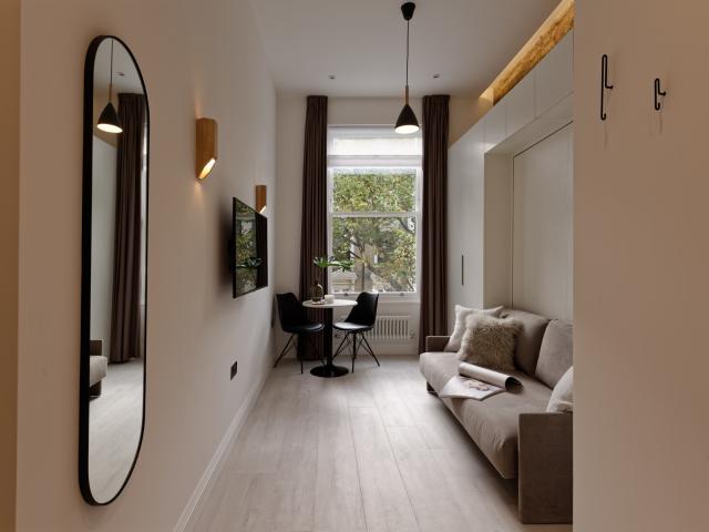 studio for rent at 71 Linden Gardens, LONDON W2 4HJ
