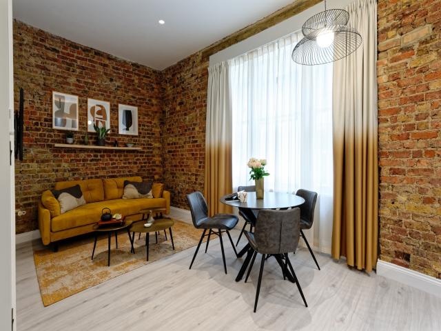 studio for rent at 71 Linden Gardens, LONDON W2 4HJ