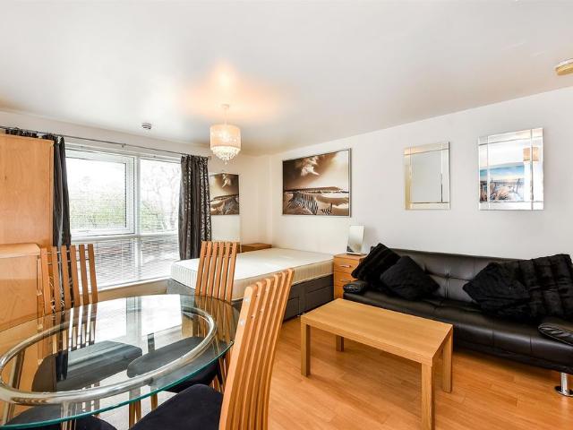 Studio For Rent Gunwharf Quays, Portsmouth