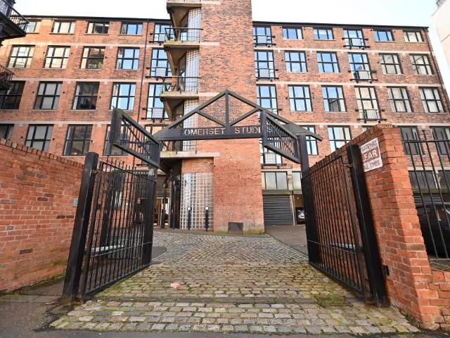 studio for rent in 106 Somerset Studios, Marcus Ward Street, Belfast, BT7 1RP