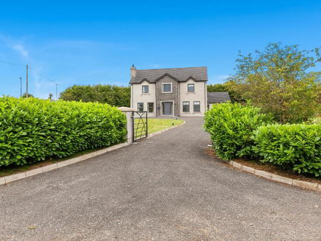 studio for rent in 102 Lough Road, Lisburn, BT27 6TT