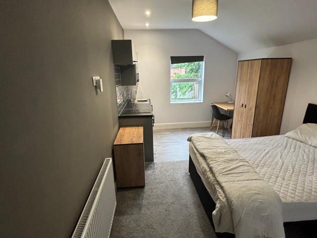 studio for rent in 54 St Chads Road, Derby, DE23 6RR