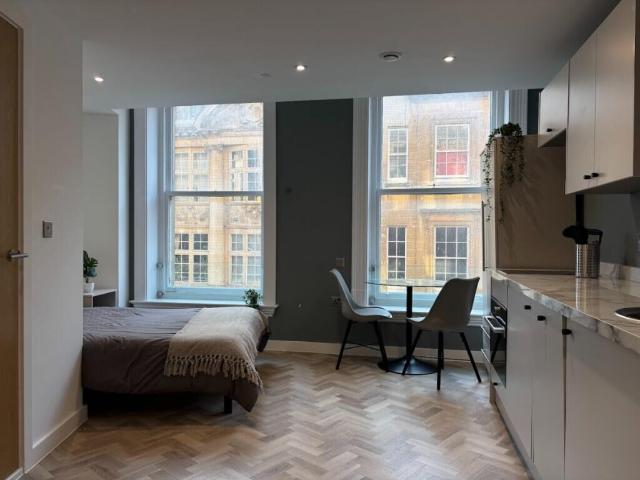 studio for rent in Corn Street, BS1 1HT