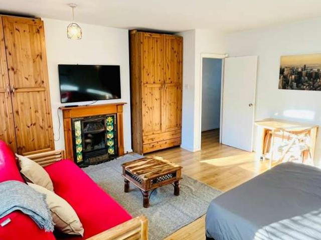 Studio for rent in Dartmouth Park, London