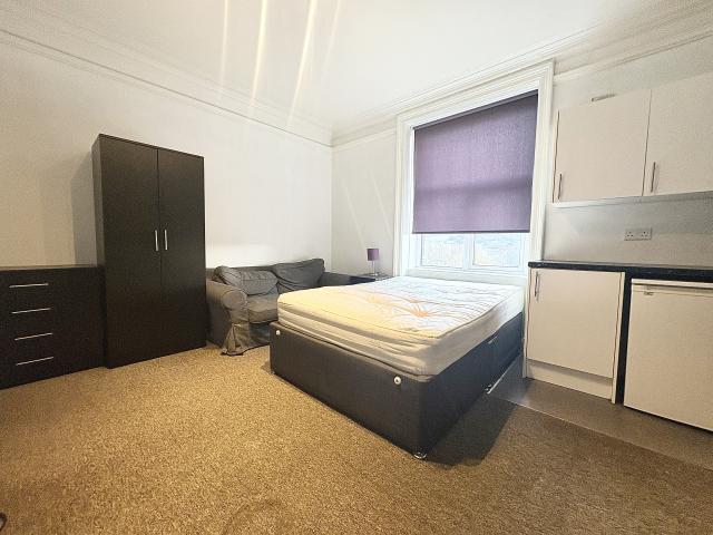 studio for rent in Devonshire Street, Keighley, Keighley
