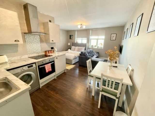 studio for rent in Ditchling Road, Brighton
